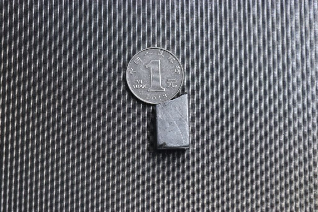 Magnetic 430 Stainless Steel Woven Wire Mesh - Dongfu Wire Mesh